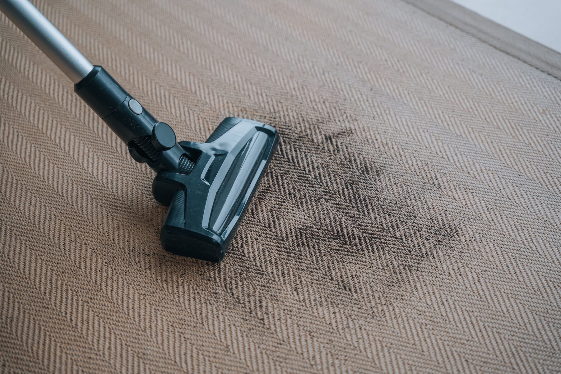 10 Reasons to Vacuum First before You Clean the Carpet - Dreyer's ...